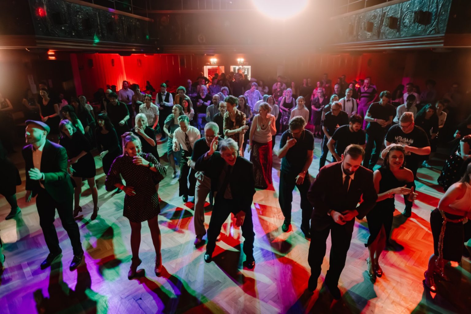 Weihnachtsfeier 2025 - Some Like It Hot - Kurse für Lindy Hop ...